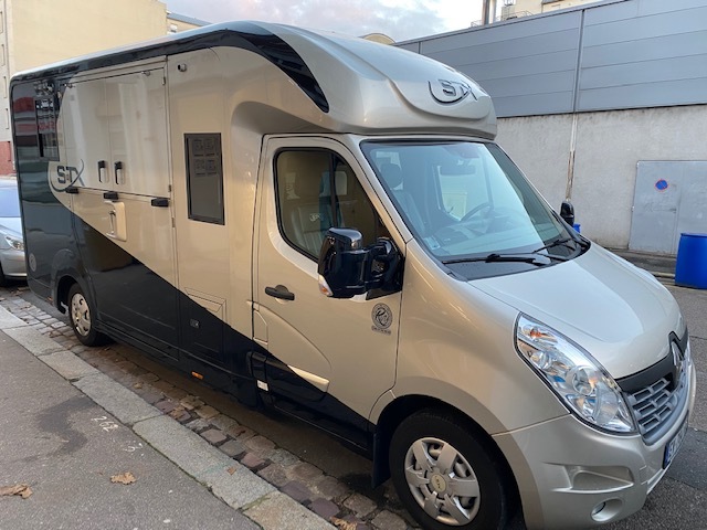 Renault Renault Master - HORSEBOX 2 CHEVAUX STX 5 PLACES